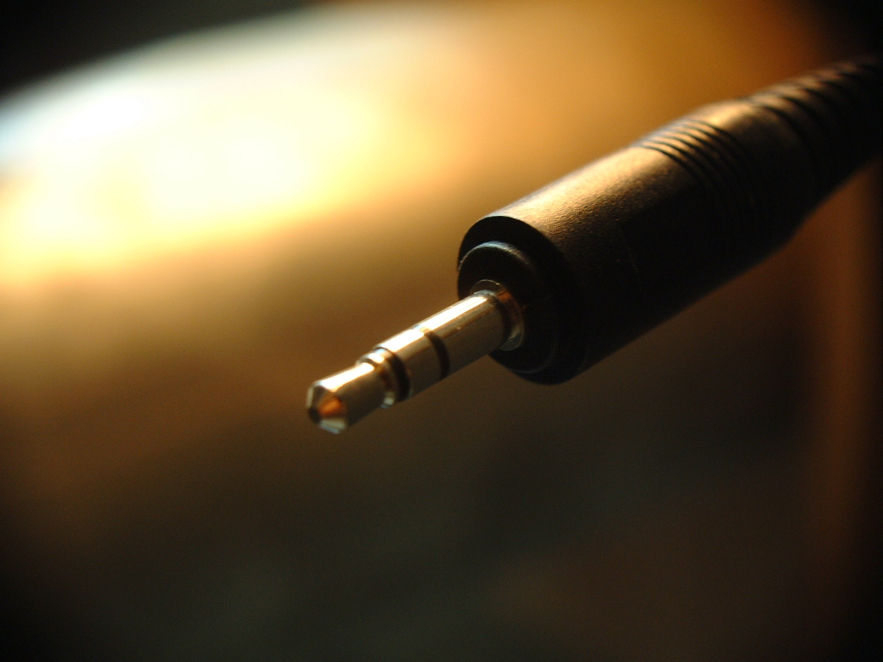 Image*After : images : maartent micro jack plug audio microjack music